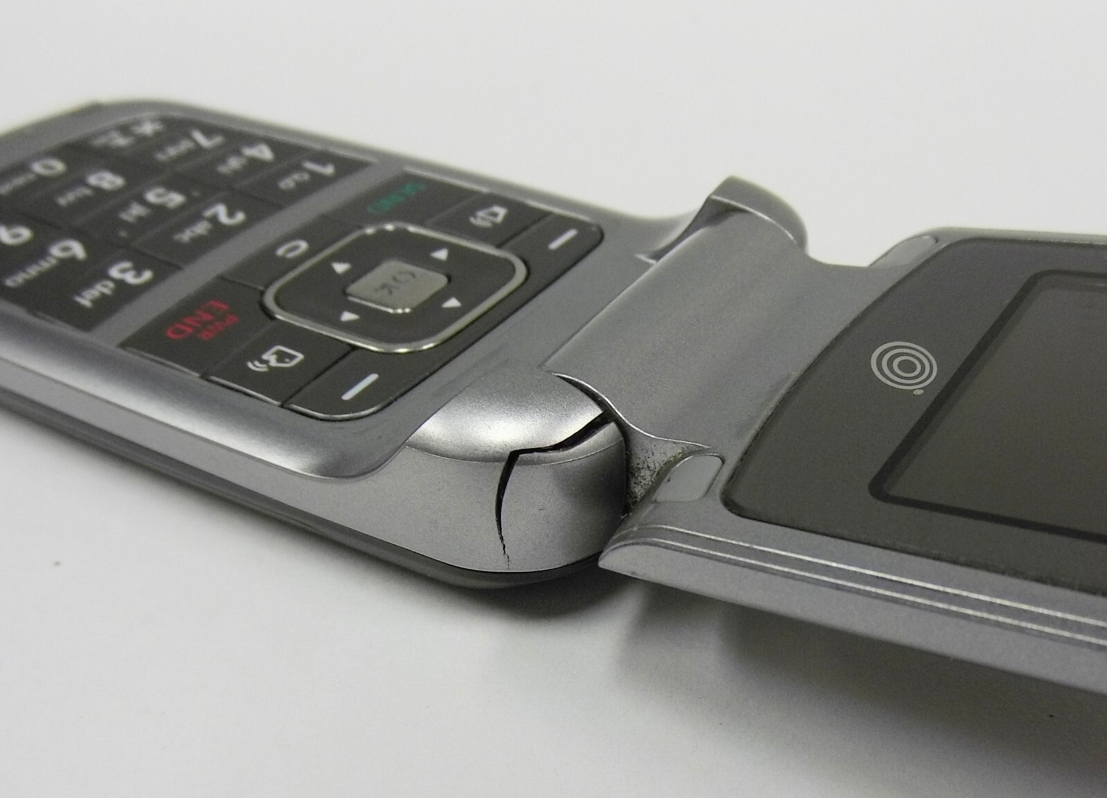 LG 220C / 220CM - Black and Silver ( TracFone ) Rare Cellular Flip ...