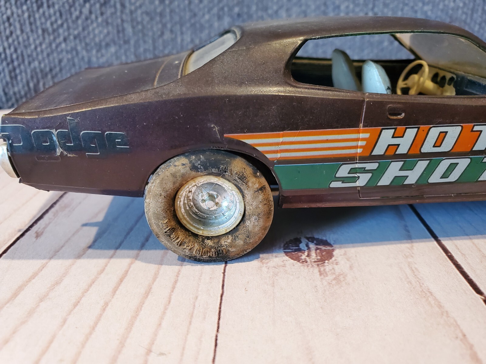 Vintage MPC 1974 Dodge Charger Plastic Model Car Kit Built 1:25 Scale ...