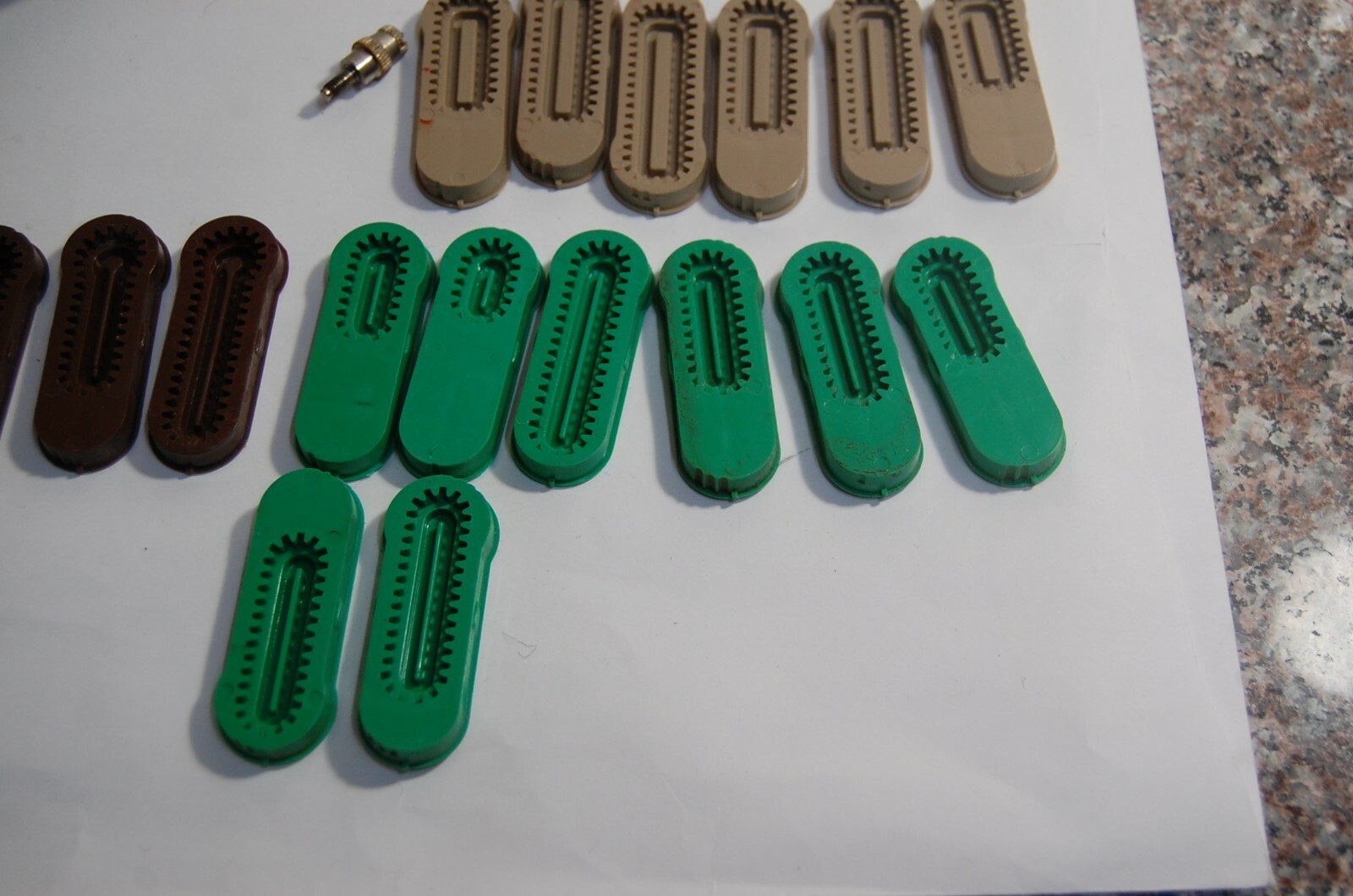 A7 SINGER Professional Buttonholer for Slant Zig-Zag Sewing Machines ...