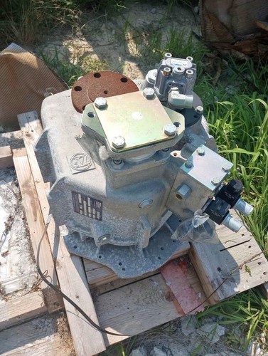 ZF Marine 280-1 UP , 2.0:1 Marine Transmission Runs Perfect | eBay