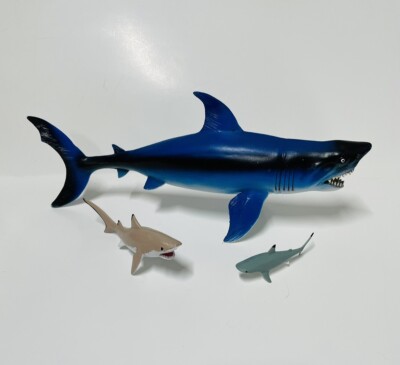 Toys R Us Sharks Animal Planet Chap Mei Great White Bonnethead Mixed ...