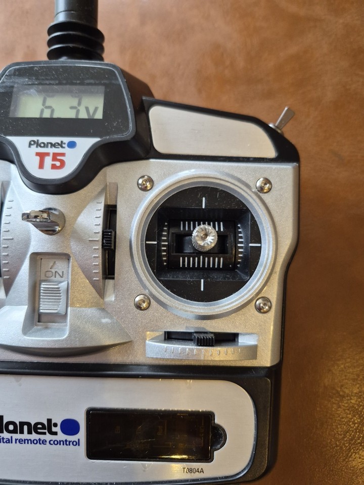 Planet T5 Digital Remote Control 2.4GHz , Receiver And Feather Servos | eBay UK