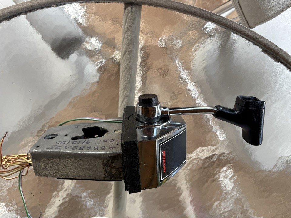 Mercury Marine console mount control box # 88688A25 | eBay