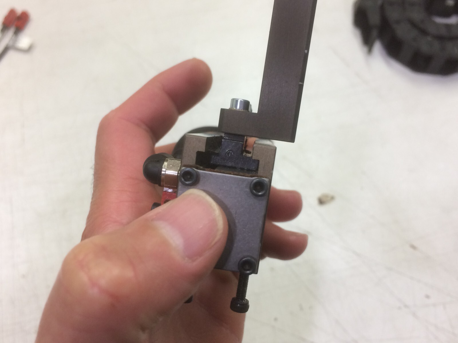 NEW PHD PARALLEL COMPACT PNEUMATIC GRIPPER ASSY W SENSORS FINGERS ...