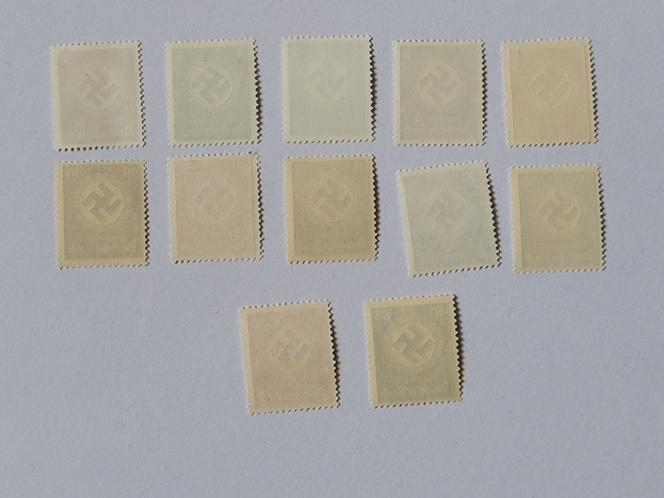 Nazi Germany - Third Reich - 1942/44 Official Swastika Stamps - Mi D166 ...