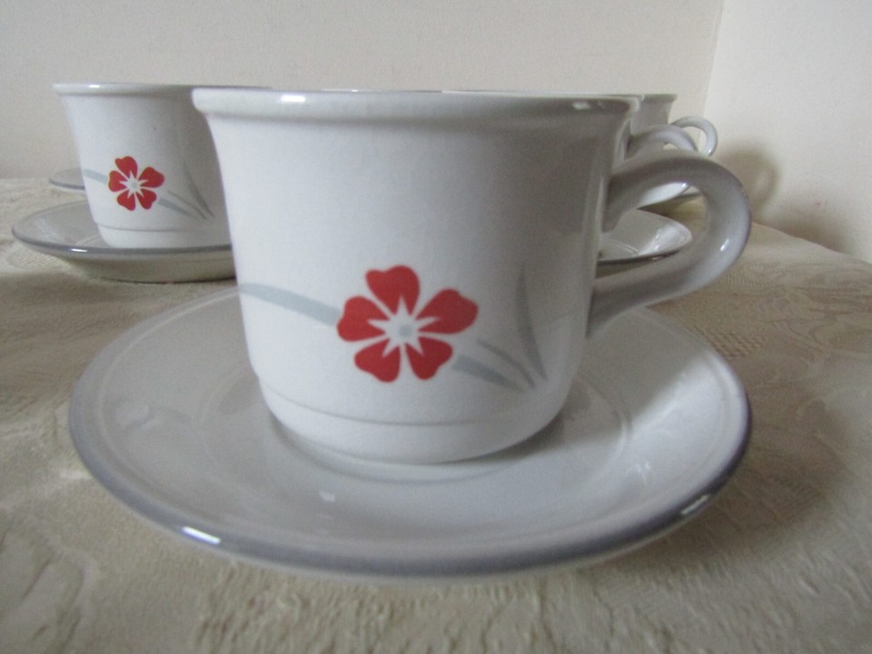 Vintage Pottery Tea Set of 6 red & grey Flowers Floral Cups & Saucers ...
