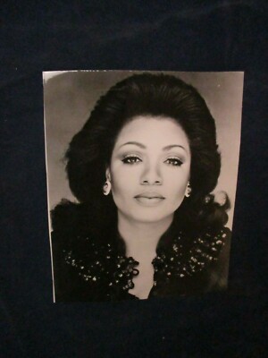 Vintage Leona Mitchell Soprano Opera Singer Glossy Press Photo | eBay