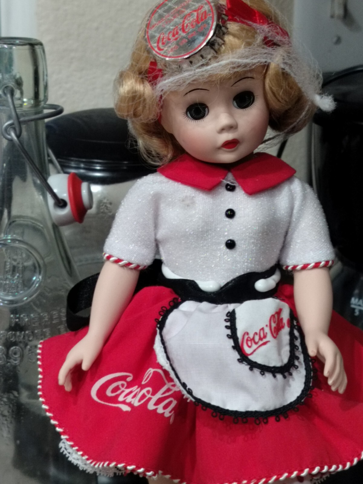 1999 Madame Alexander Coke-Cola Carhop Doll in Skates - Coke-Cola Stand ...