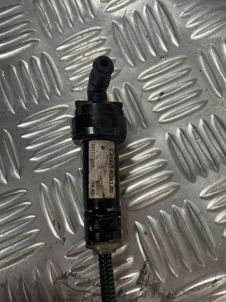 VAUXHALL ASTRA 2018 CLUTCH MASTER CYLINDER AND PIPE 55508640 55500102 ...