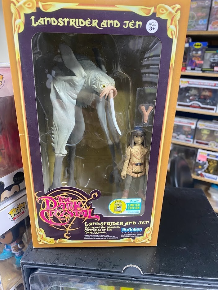 Reaction Super 7 Funko Landstrider and Jen The Dark Crystal Figure SDCC ...