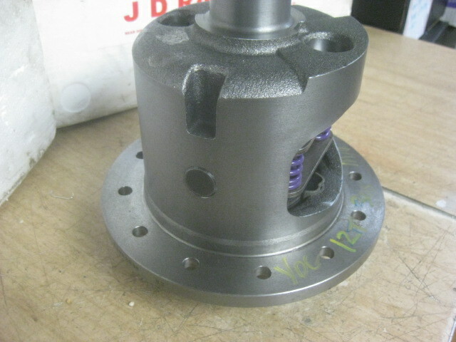 12 bolt 3.73 Chevy EATON POSI 4.10 CARRIER 4 SERIES TRUCK 4X4 2WD 1500 ...