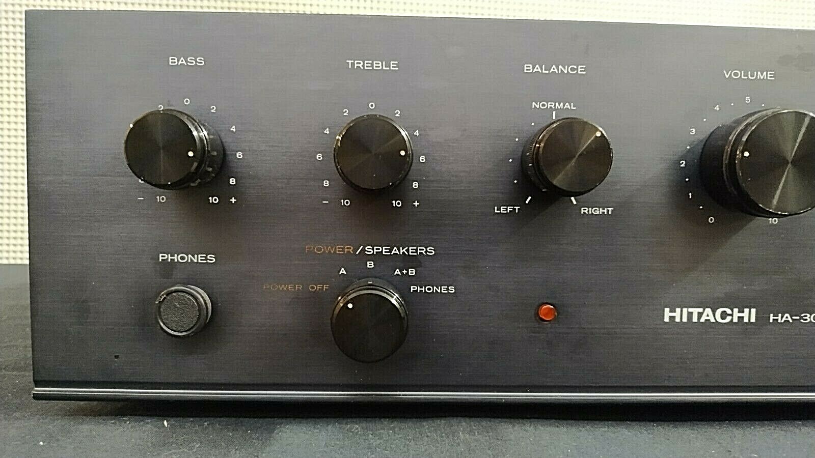 AMPLIFICATORE HITACHI HA-300 VINTAGE (77's) INTEGRATED AMPLIFIER -P E R ...