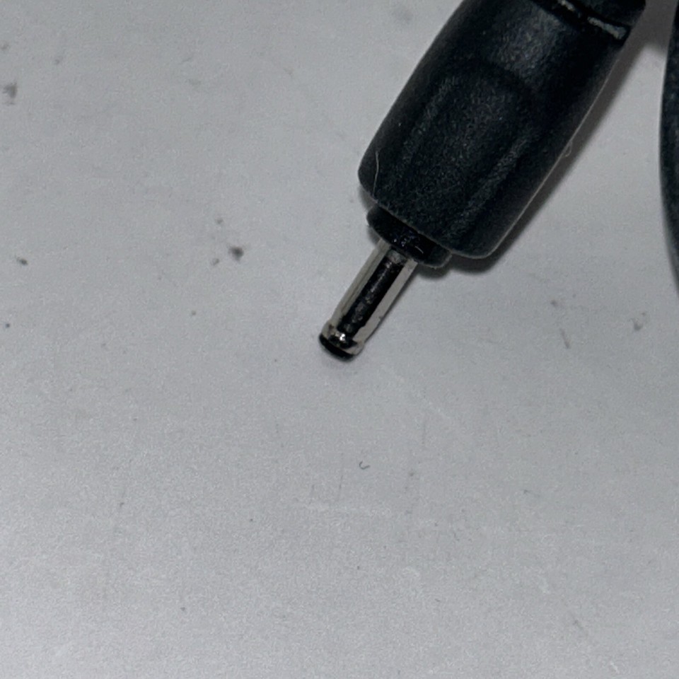 Nokia AC-4U for 2135 2320 2330 2630 2660 2720 Compact Wall Charger | eBay