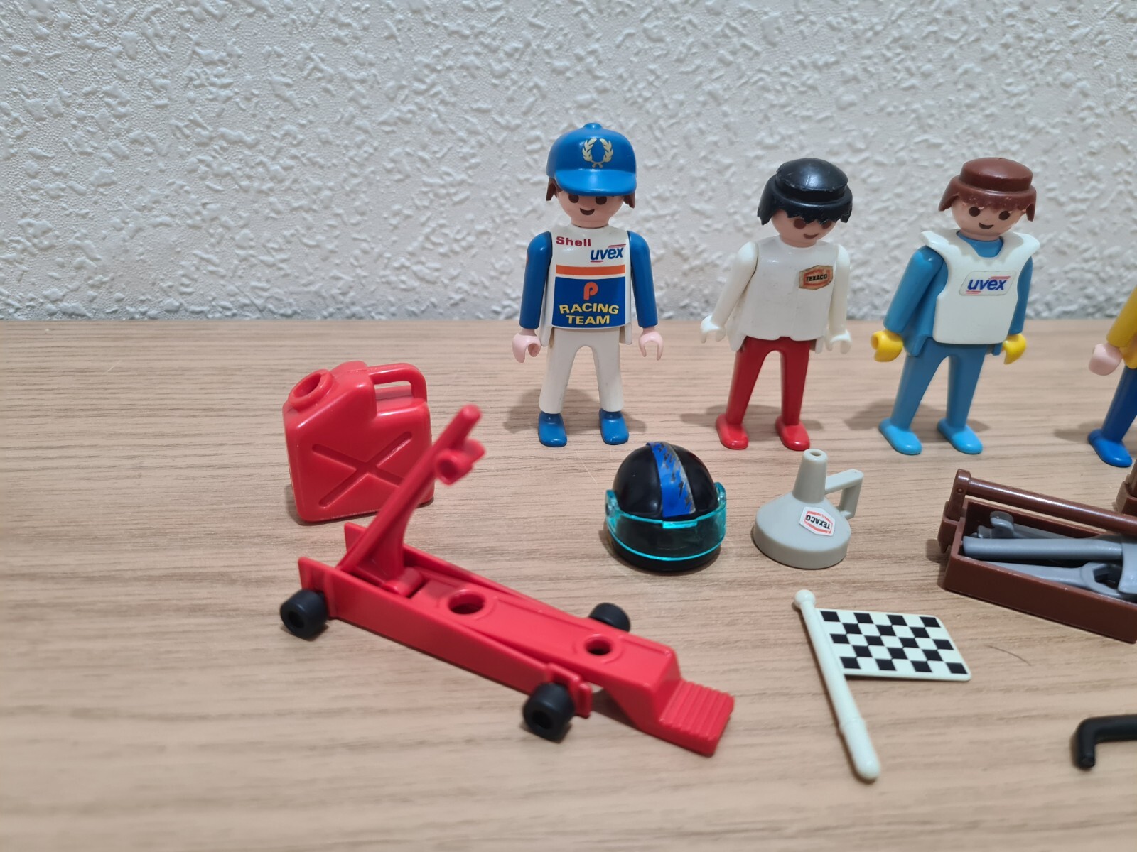 Playmobil Racing Team car driver pit crew mechanic | eBay