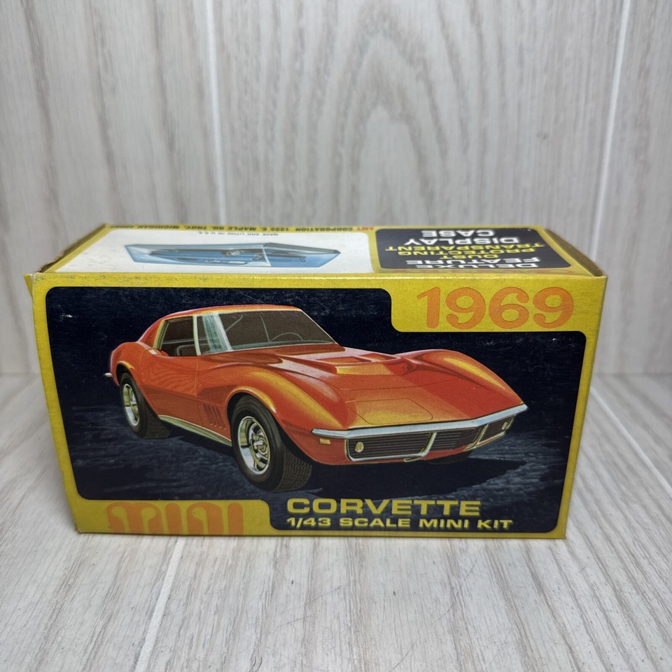 Vintage AMT Mini 1/43 Scale 1969 Corvette Model Kit w/Case #M776 Box ...