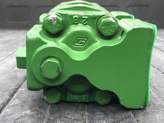 John Deere RE60323 Tandem Hydraulic Steering Pump 8100 for sale online ...