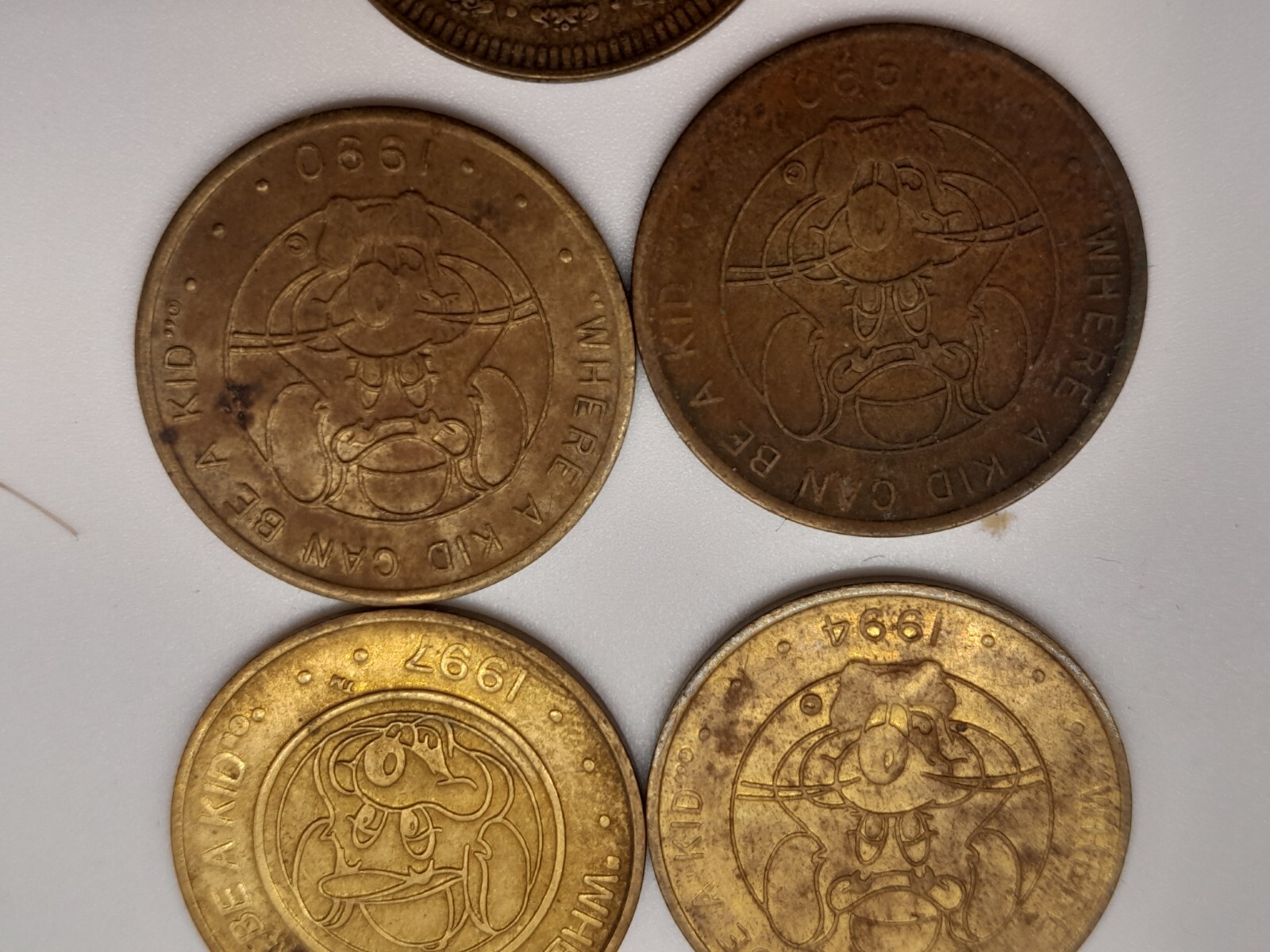 Vintage - 6 - Chuck E Cheese Tokens Coins | eBay