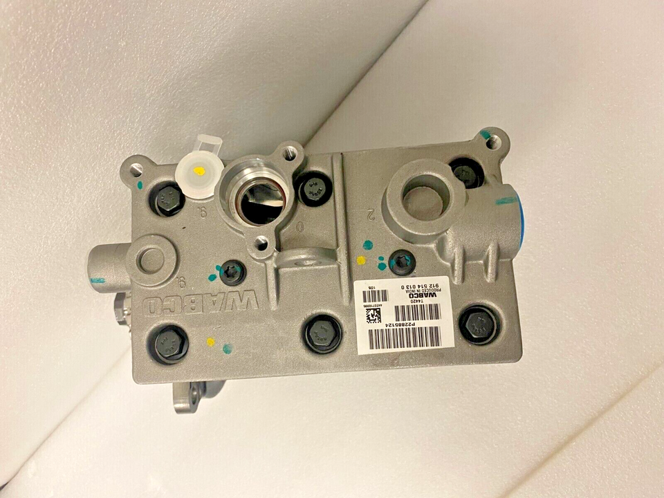 100% VOLVO AIR COMPRESSOR #85021102 NEW OEM | eBay