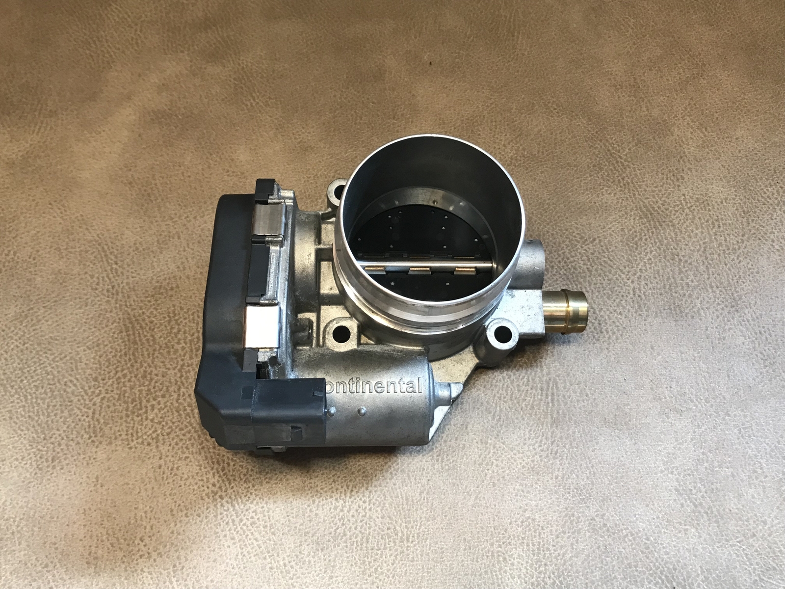 BMW 3 F30, F80 328 I Accélérateur Corps 7588625 2.00 Essence 180kw 2014 ...