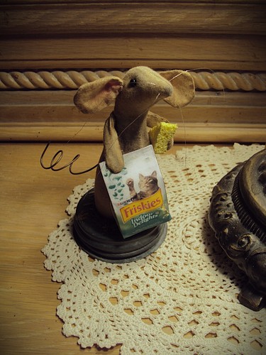 primitive farmhouse folk art country handmade house mouse doll mice cat ...