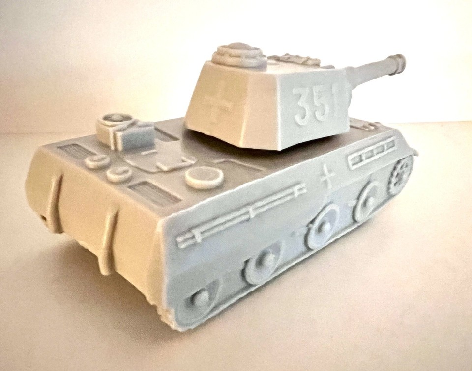 MARX BATTLEGROUND/DESERT FOX - LIGHT GRAY GERMAN TANK - VERY GOOD ...