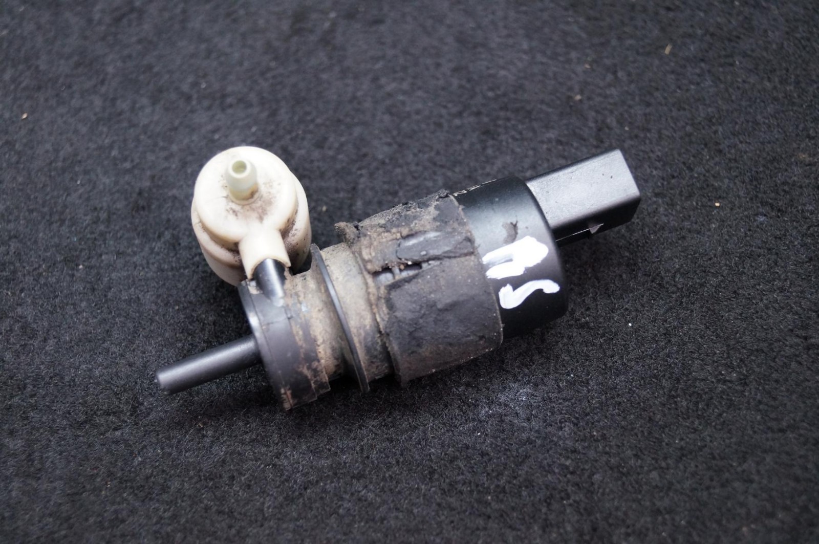 Audi VW Waschwasserpumpe 1T0955651A Pumpe Wischwasserpumpe Original /PS ...