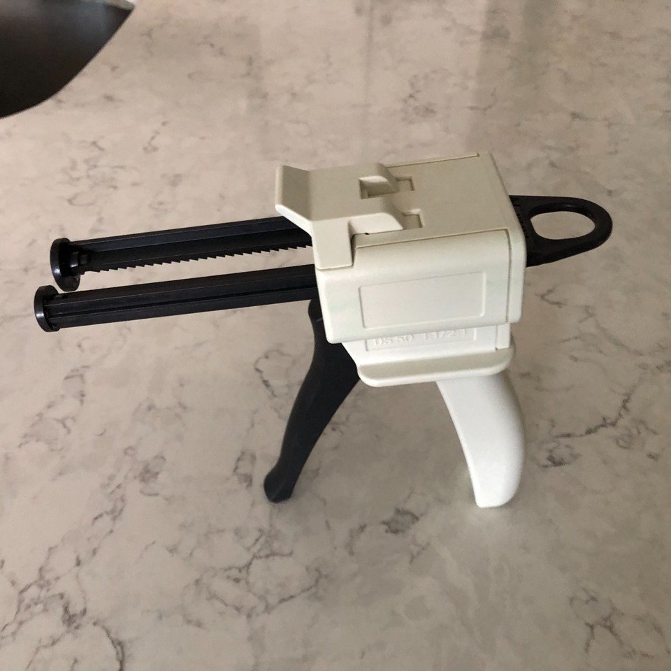 Sulzer MixPac IMPRESSION MATERIAL Dispensing Gun DS50 (1:1 & 2:1 Ratios ...