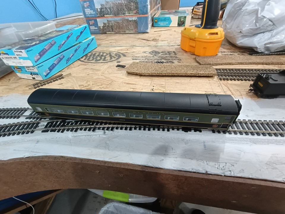 Rapido Grand Trunk Western/GTW Passenger Car KD Couplers HO Scale Car ...