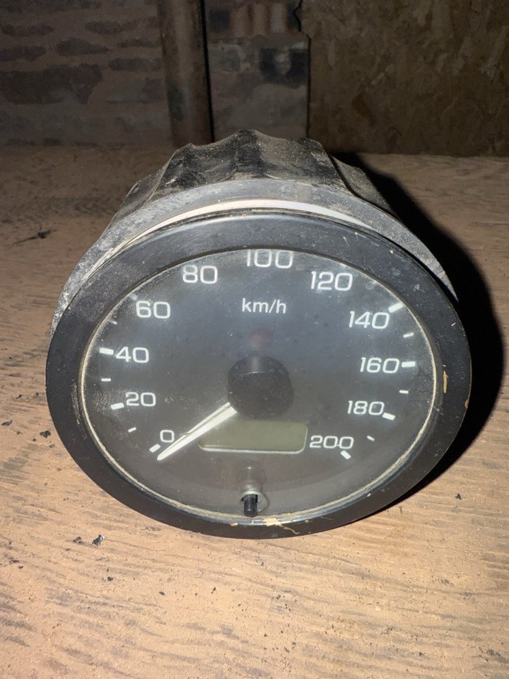 Land Rover Defender Td5 Speedo Clock In KMH Fits 1998-2007 | eBay