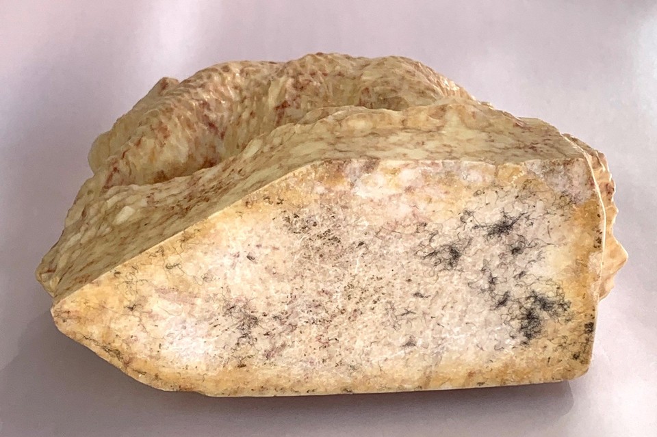 Grizzly Bear Hand Carved Marble Statue 7” by ACOSTA. Variegated Cream ...