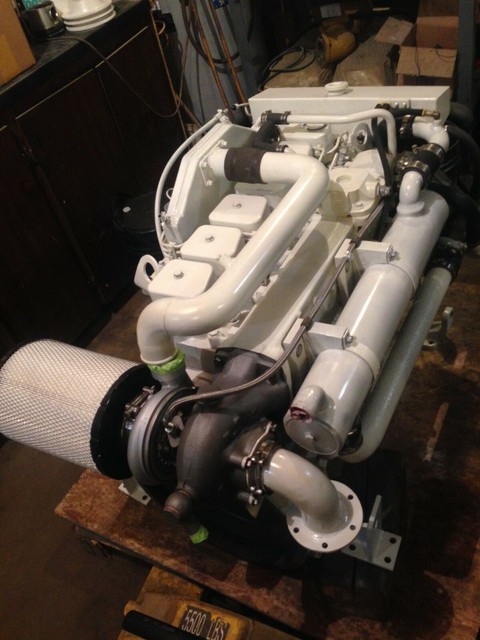 Cummins 6bta 250 HP Marine Diesel Engine With Only 2000 HRS Since ...