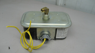 JOHNSON CONTROLS PENN P32AC-8 DIFFERENTIAL PRESSURE SWITCH, RANGE .05-5 ...