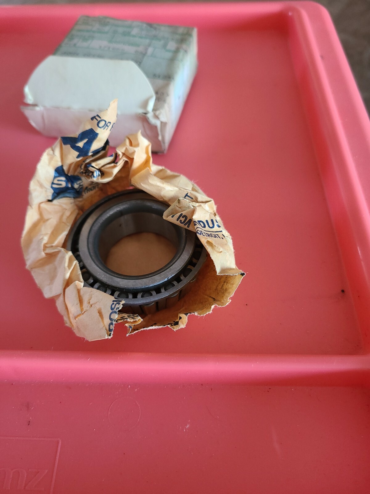 JD8134 Genuine John Deere Original Equipment Bearing Cone for sale ...