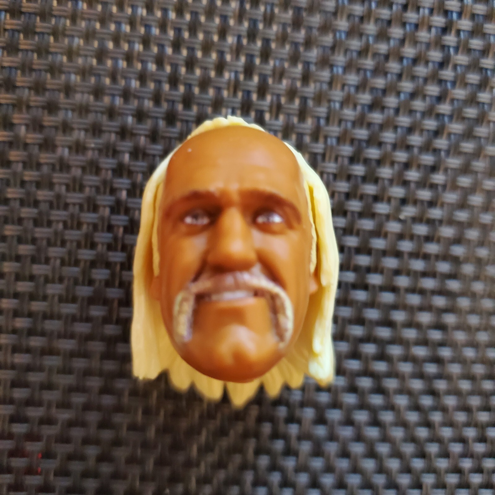 Mattel WWE Elite Hulk Hogan 1980's Smiling Headsculpt Custom Fodder ...