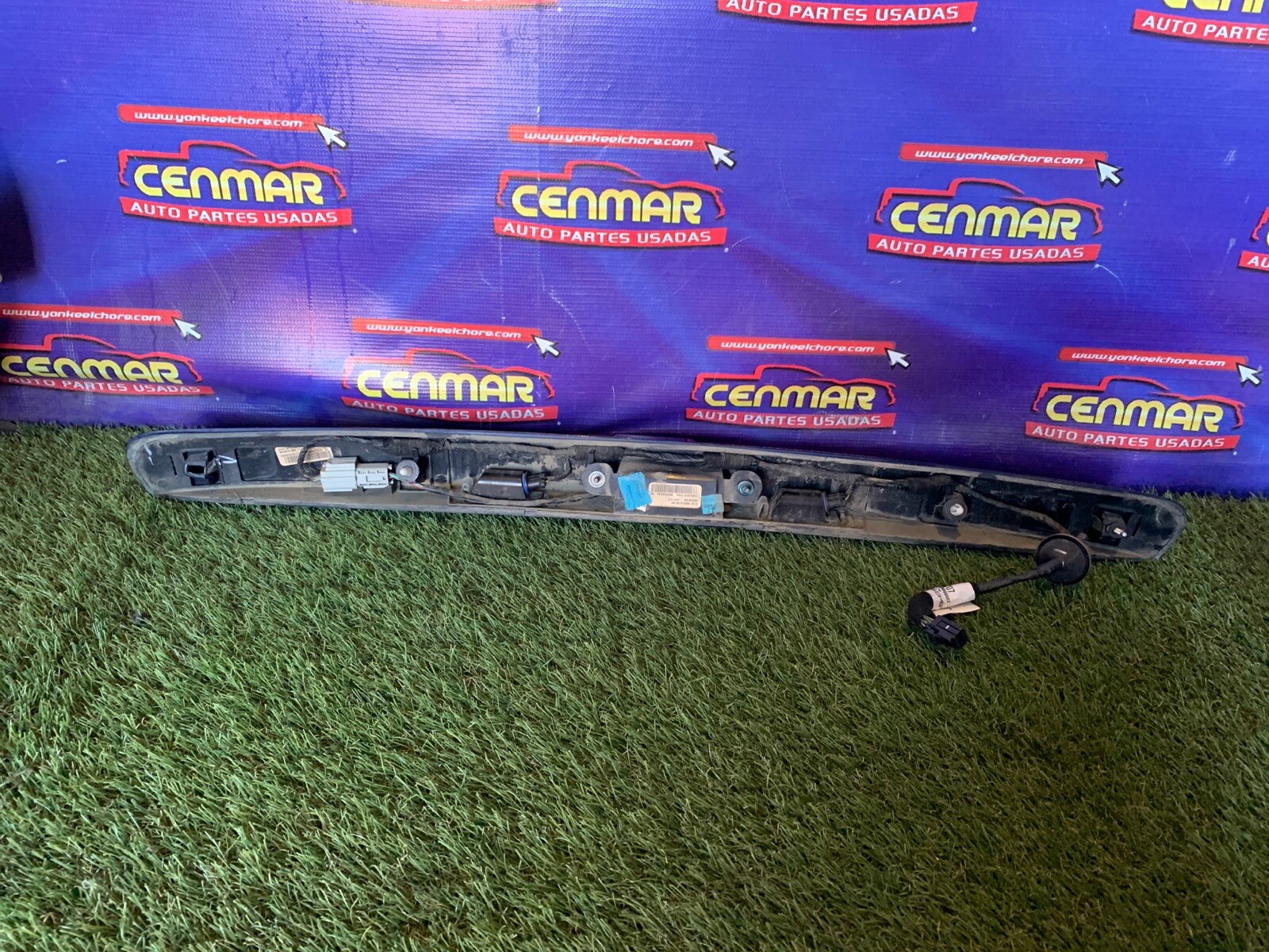 2017-2019 CHEVY TRAX REAR TRUNK MOULDING FINISH PANEL OEM OEM CAMERA | eBay