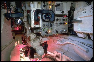 414039 M 1 Abrams 105 Mm Gunners Station A4 Photo Print | eBay