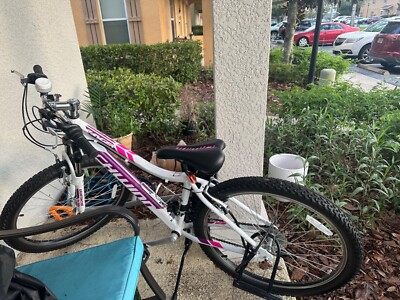 Schwinn Ranger 26" Mountain Bike - White | eBay