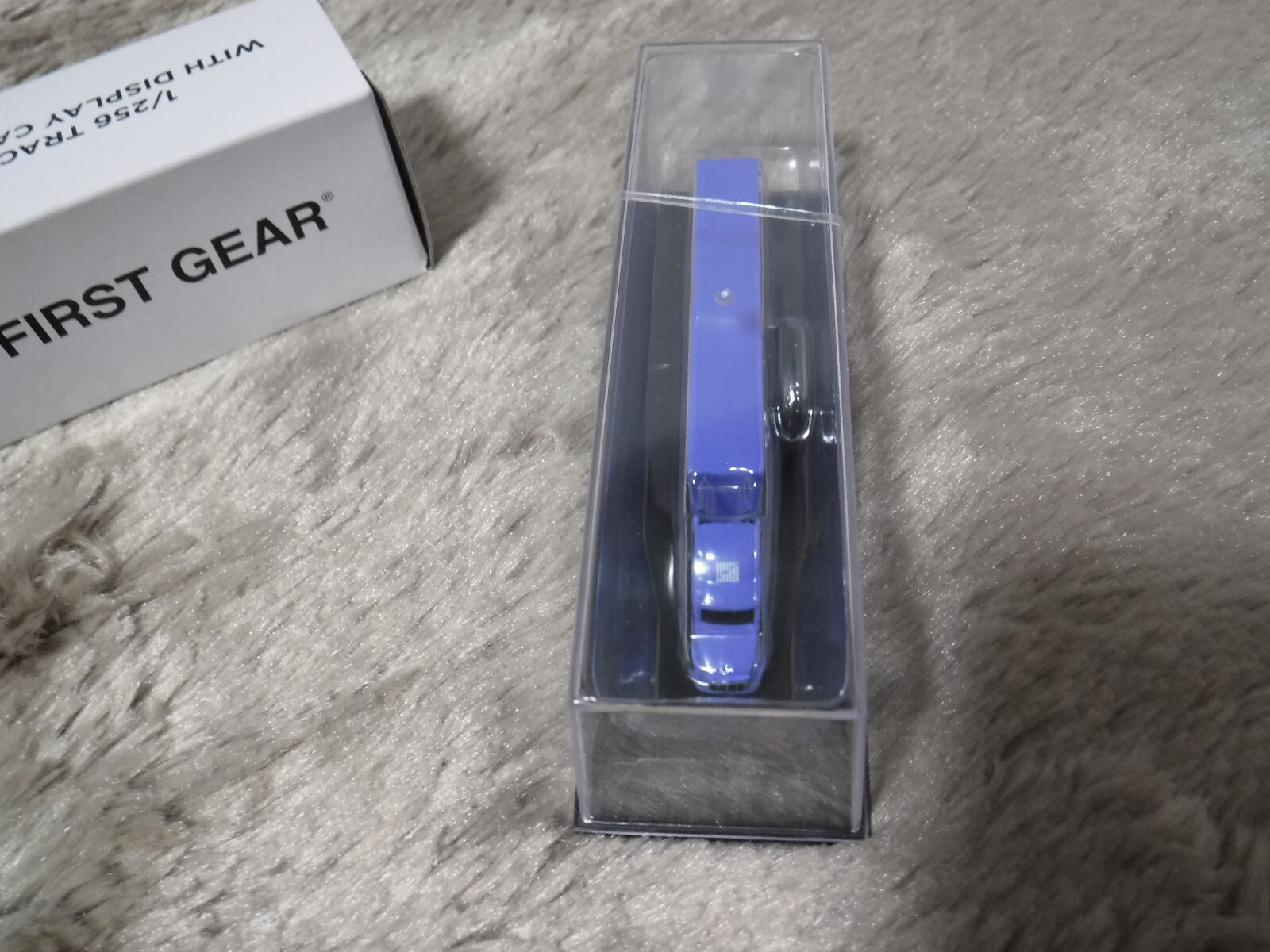 DCP International Trucks 1:256 Tractor Trailer Magnifier Display Case ...