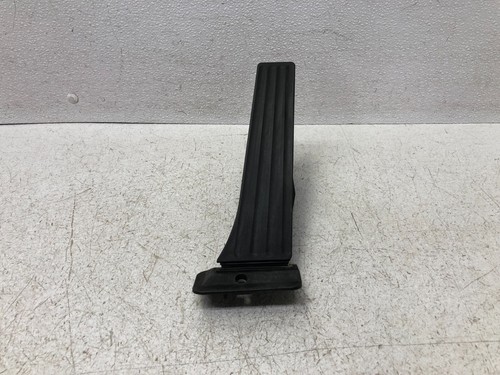 09-11 BMW E90 335d Gas Pedal Accelerator Module 1304 OEM | eBay