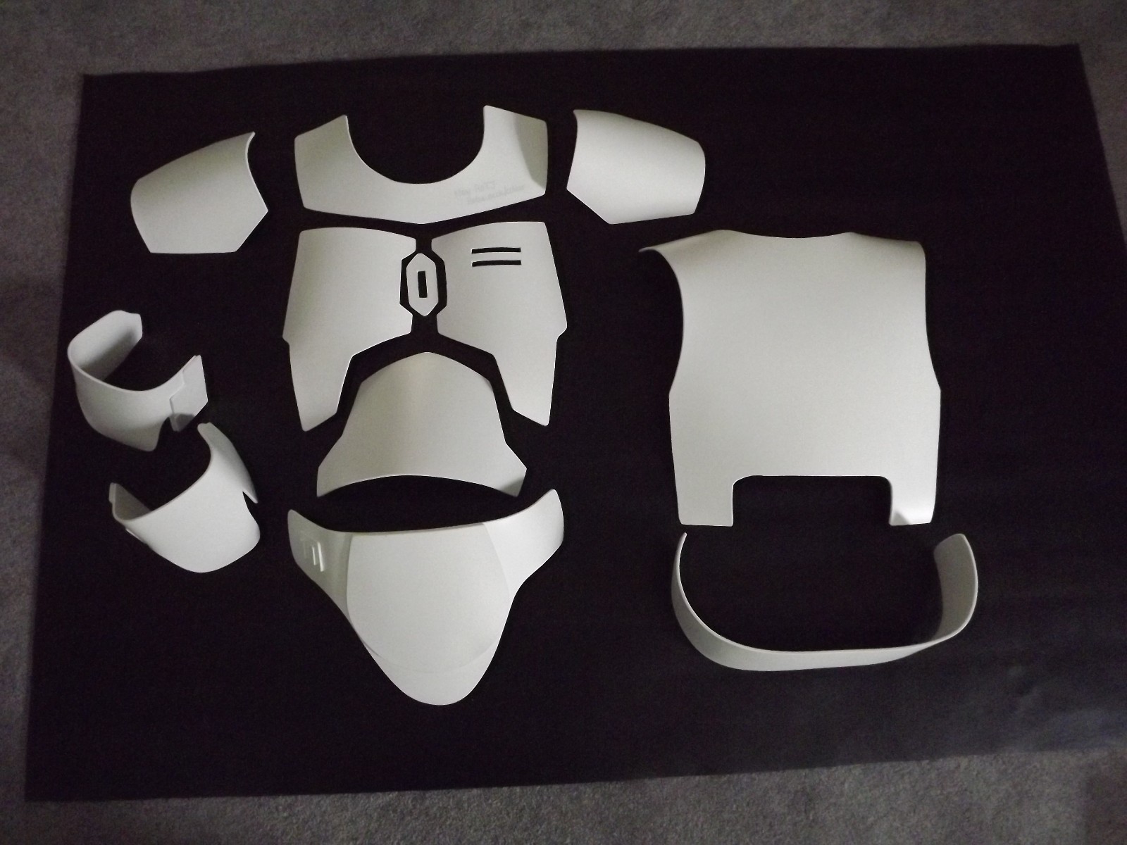 JANGO FETT/MANDALORIAN FAN MADE ARMOR ADULT | Grelly UK