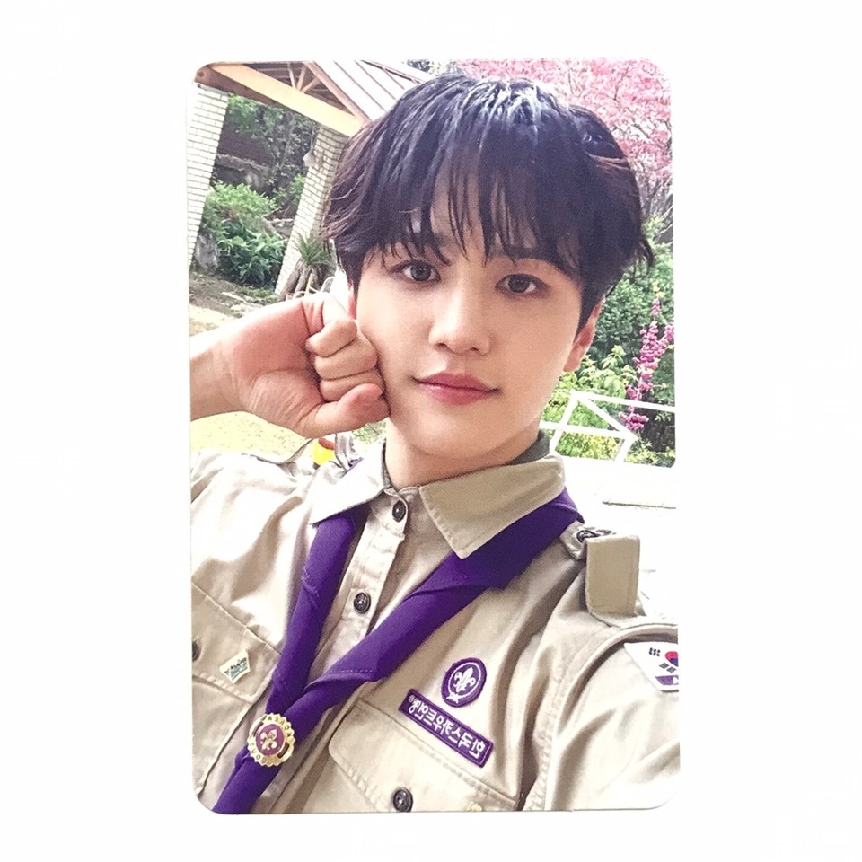 [8TURN] 2023 1st Magazine / Whose Turn? / Withmuu Fansign Gift ...