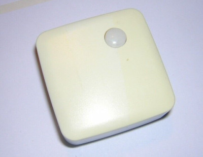 Samsung SmartThings SmartSense Motion Detector Sensor Home Surveillance ...