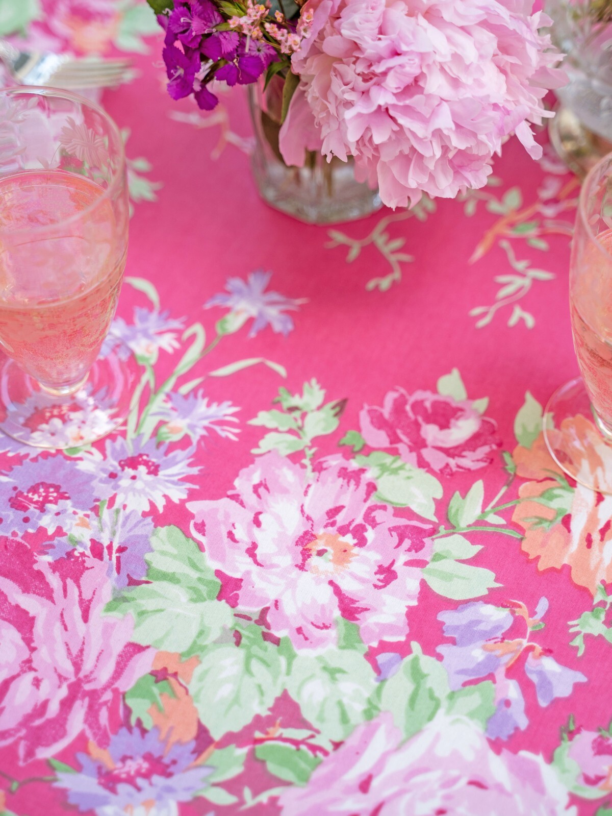 April Cornell Cottage Rose Tablecloth 54 x 54 Breakfast Cloth Pink | eBay