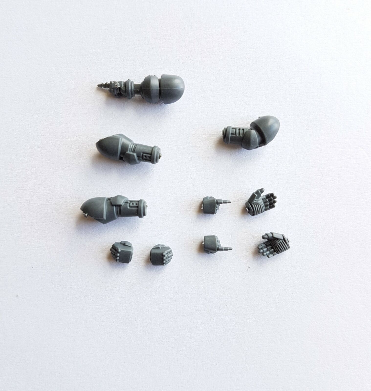 Space Marine Bionic Finger & Pointing Hands x4 Bits - Warhammer 40k ...