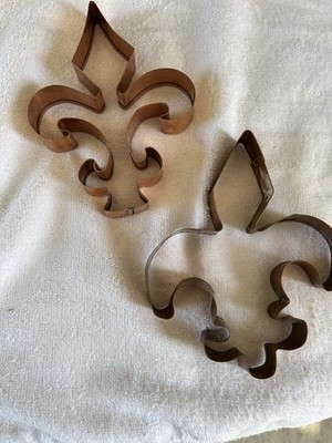 Copper Flour Di Lis Decorative Objects Set of 2. | eBay