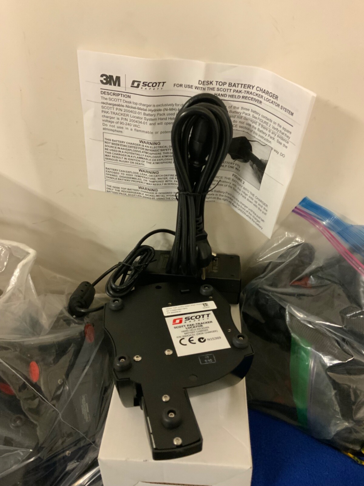 Scott SCBA Pak-Tracker Locator Hand Held Receiver (2) Chargers (25 ...