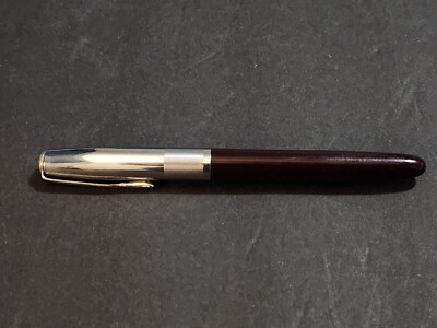 VINTAGE BANKER PEN FOUNTAIN PEN WING FLOW WARRANTED NIB CHROME BURGANDY ...