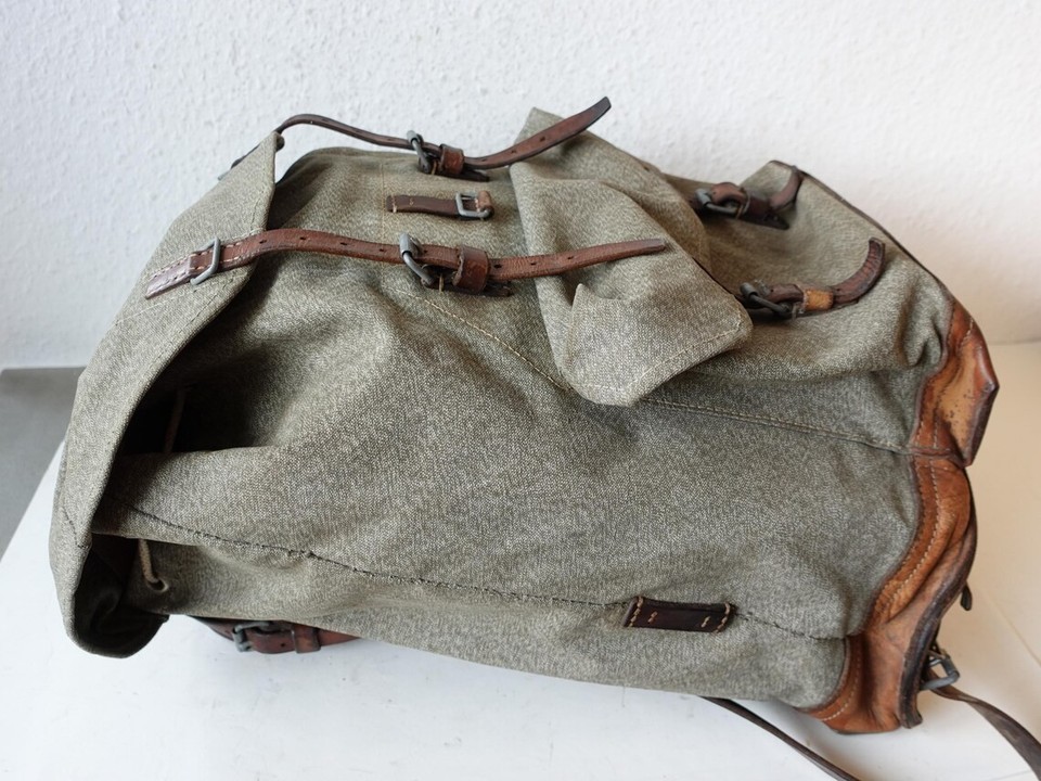 Swiss Army Military Backpack Rucksack 1965 Canvas Salt & Pepper ...