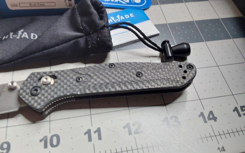 Benchmade 940-1 Osborne Carbon Fiber AXIS Lock S90V Reverse Tanto USA ...