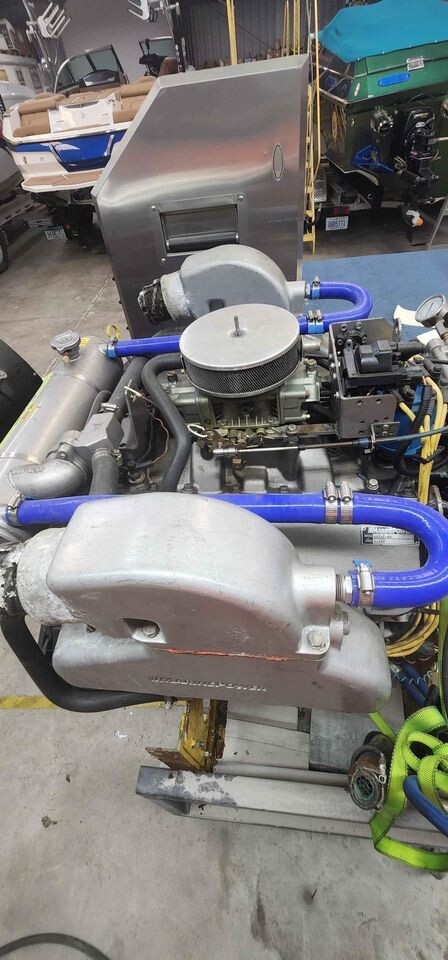 Marine Power 7.4L Marine Gas Engine 454 Marine Power Engine 330 HP PAIR ...